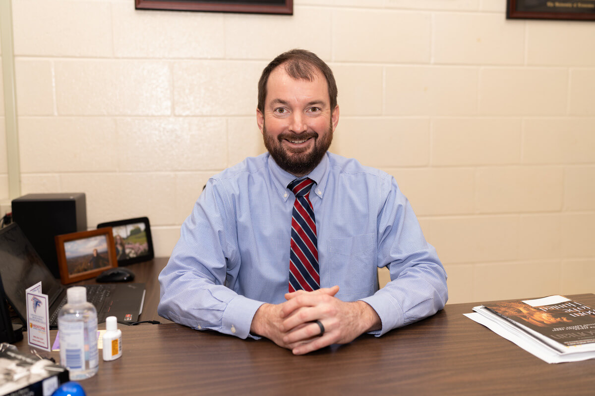 Thomas Hastings - Local Teacher Is a Fourth-Generation Educator ...