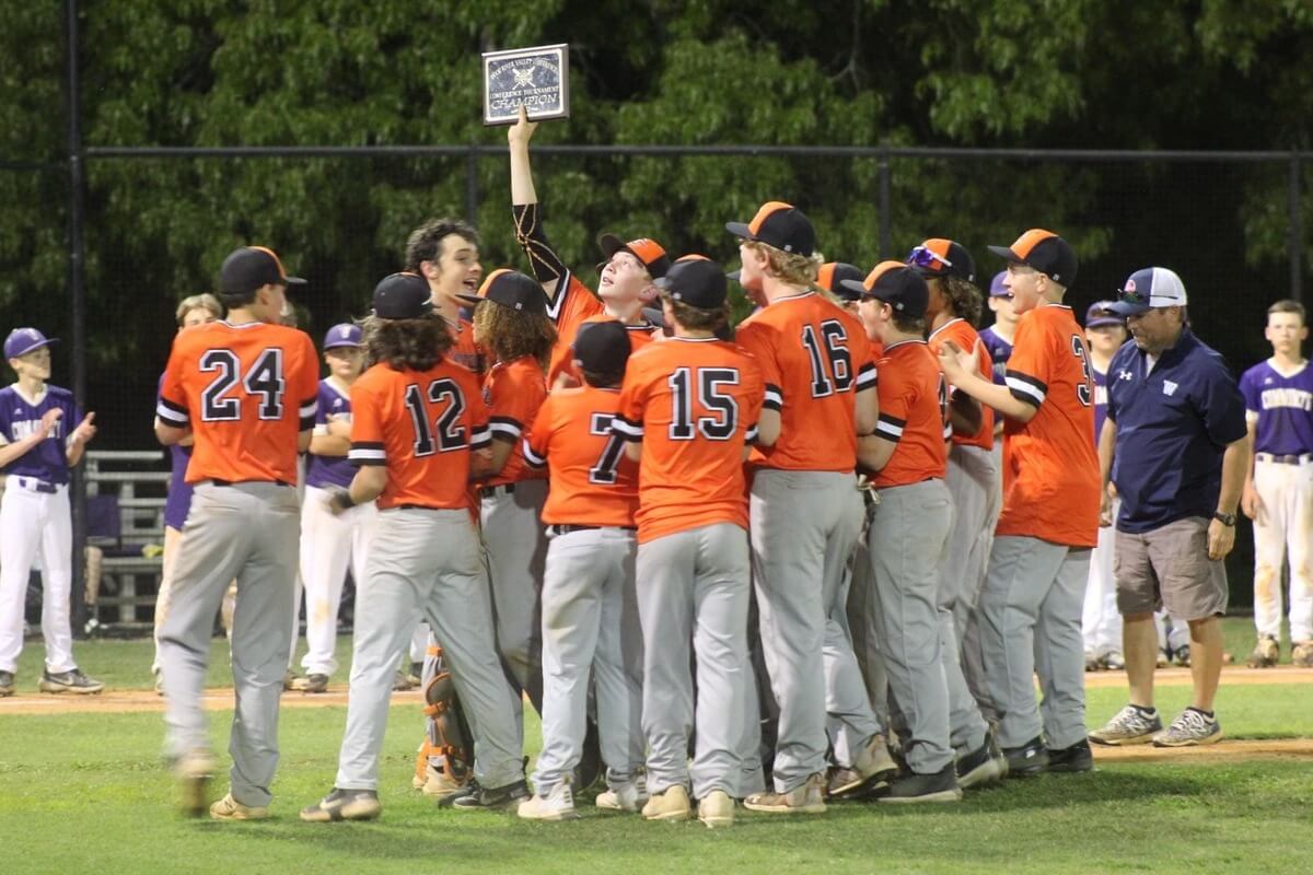 Cascade Middle School baseball team wins conference championship ...